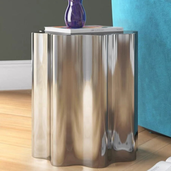 Side Tables & plinths – dill and johan